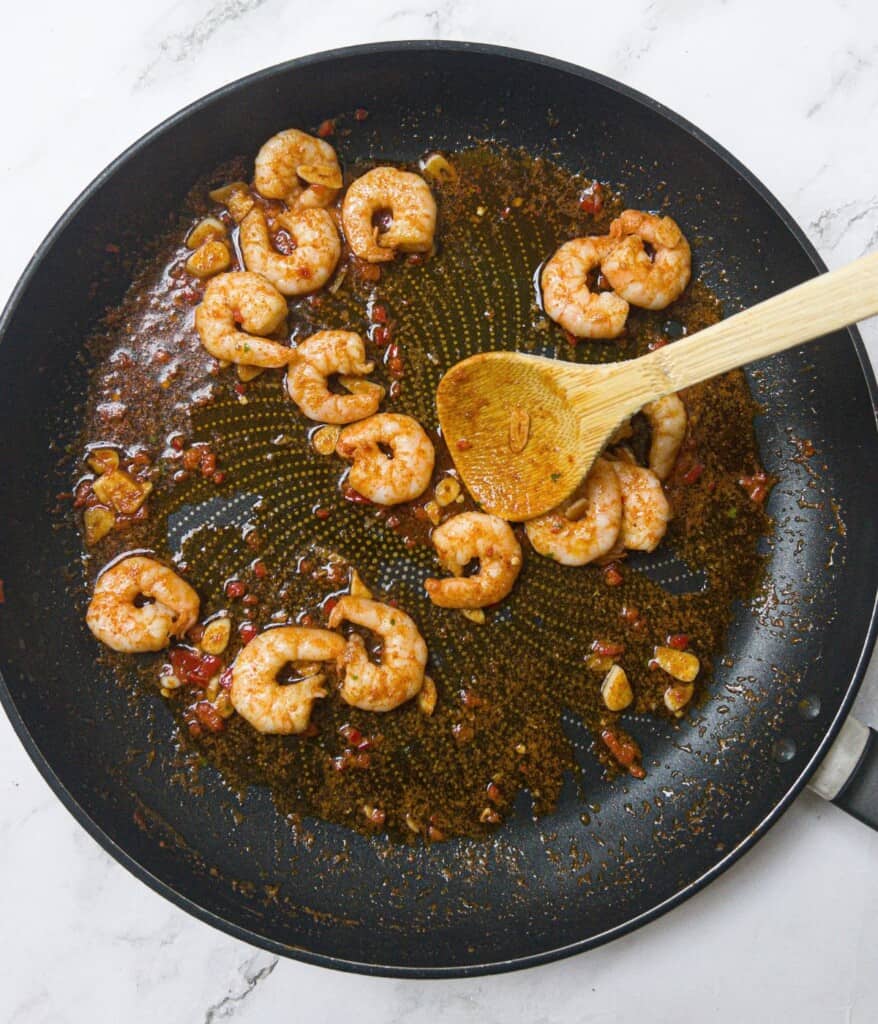 Gambas Pil Pil - Garlic & Chilli Prawns - The Scatty Mum