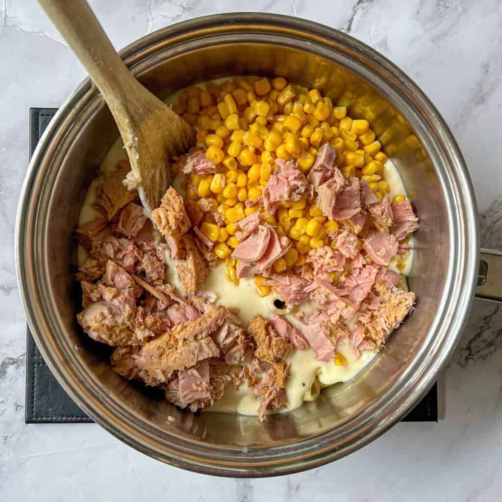 Creamy Tuna & Sweetcorn Pasta Bake - The Scatty Mum